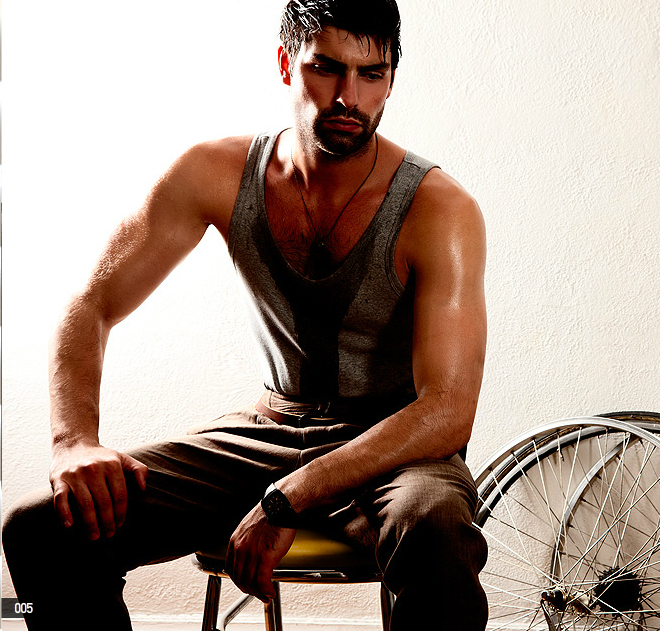 Travis Milne picture