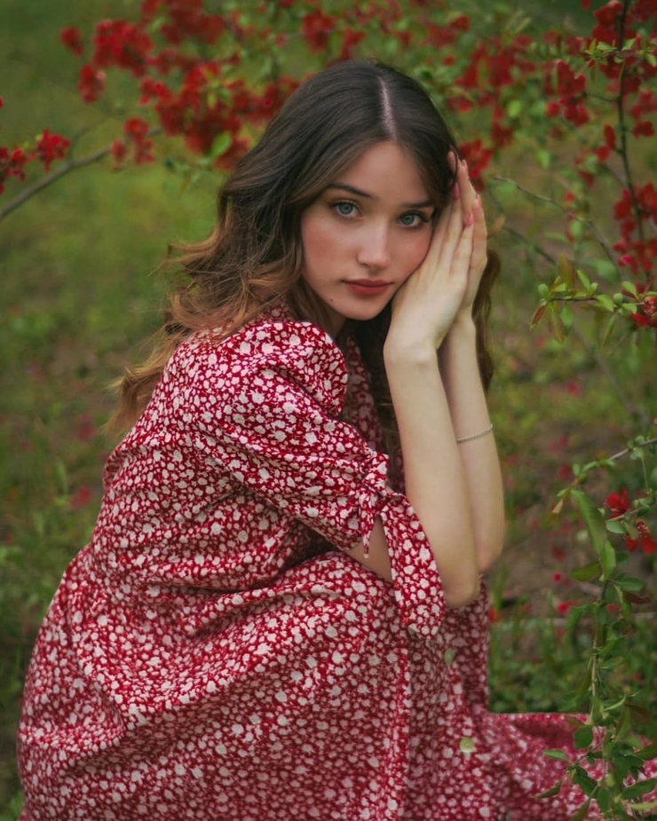 Picture of Elena Muntean