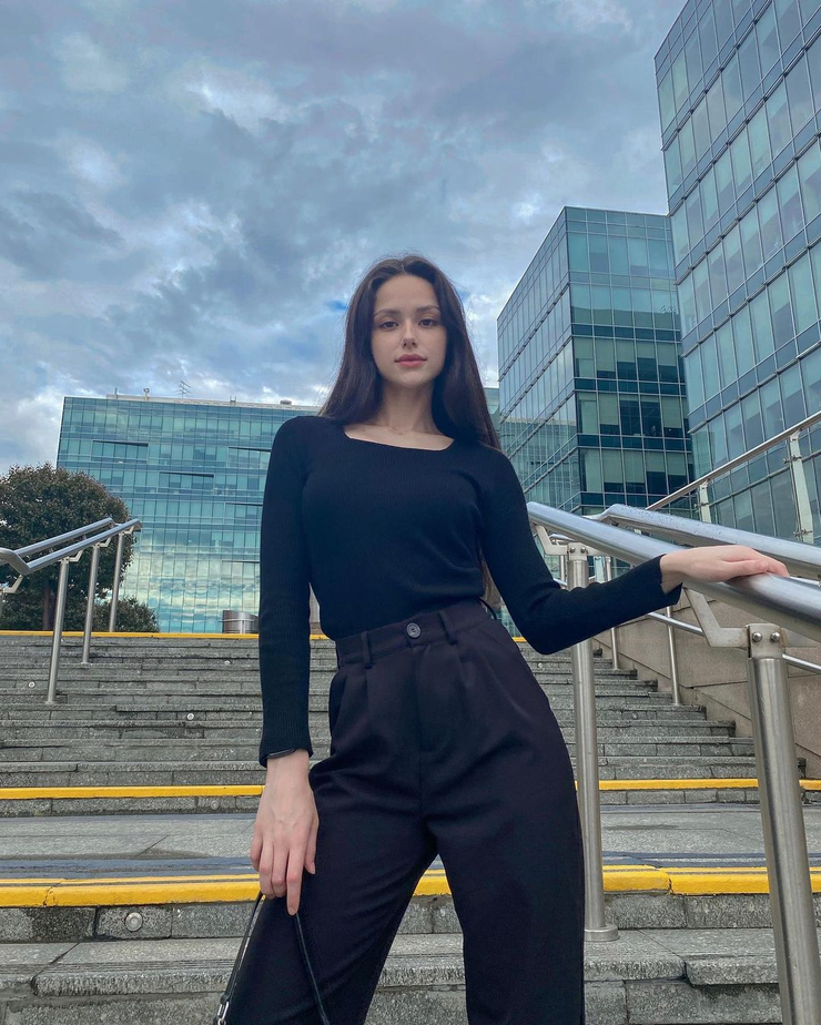 Picture of Lisa Rosh