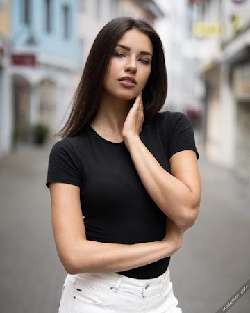 Picture of Elena Carlucci