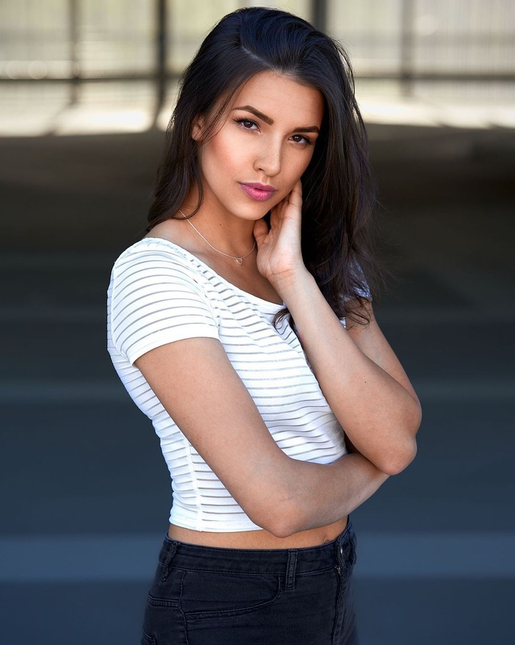 Elena Carlucci image