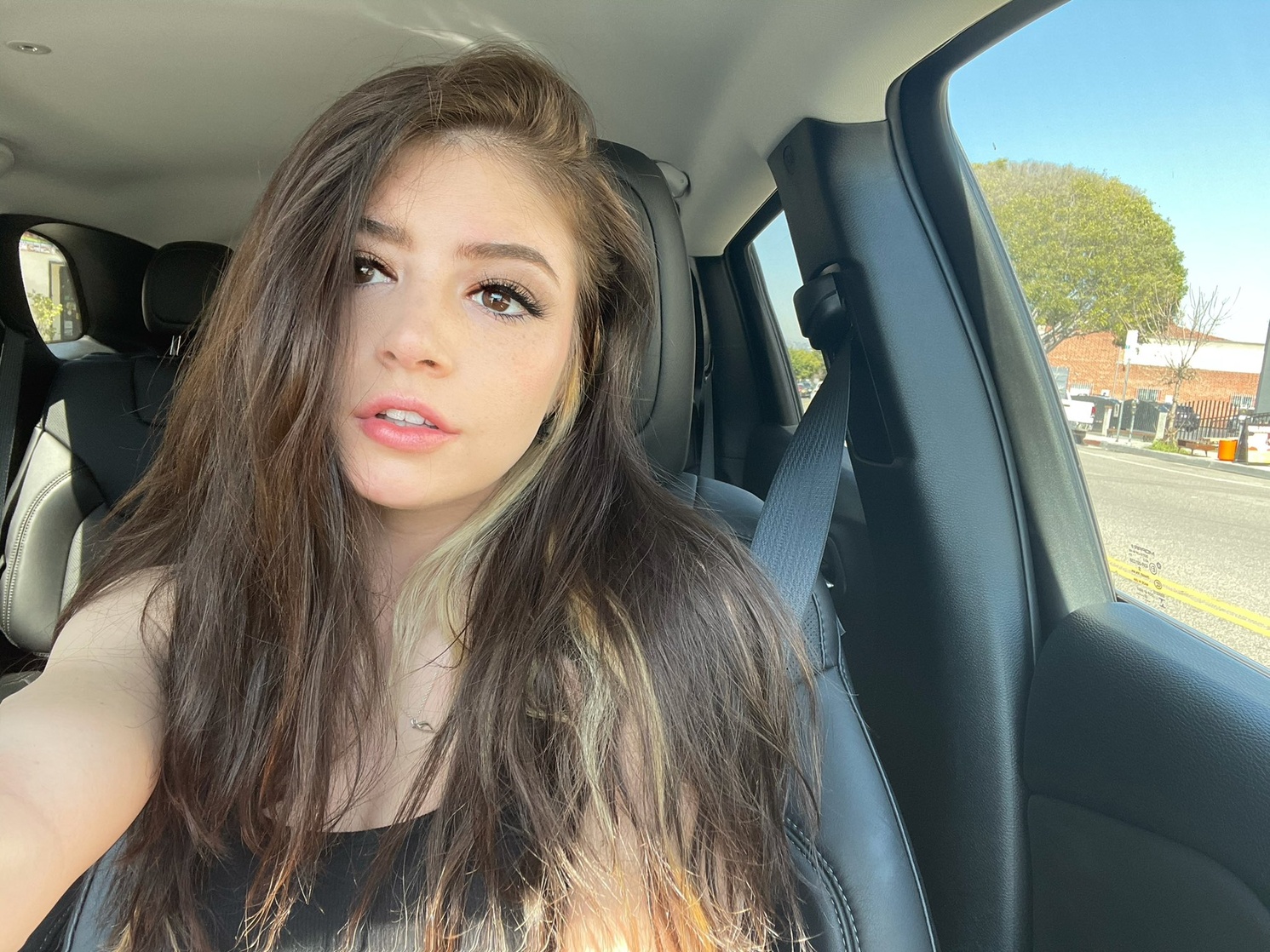 Chrissy Costanza