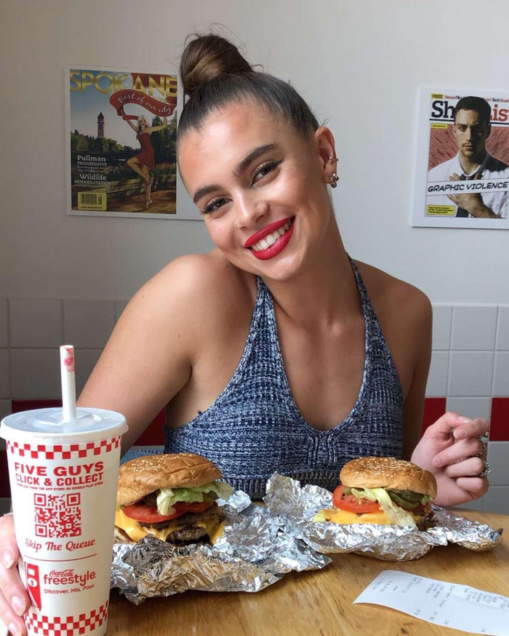 Picture of Joelle Rae