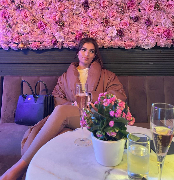 Picture of Joelle Rae