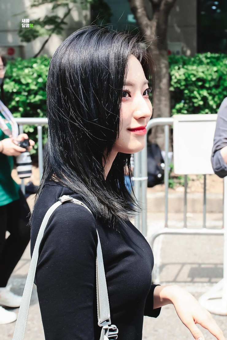 Saerom image