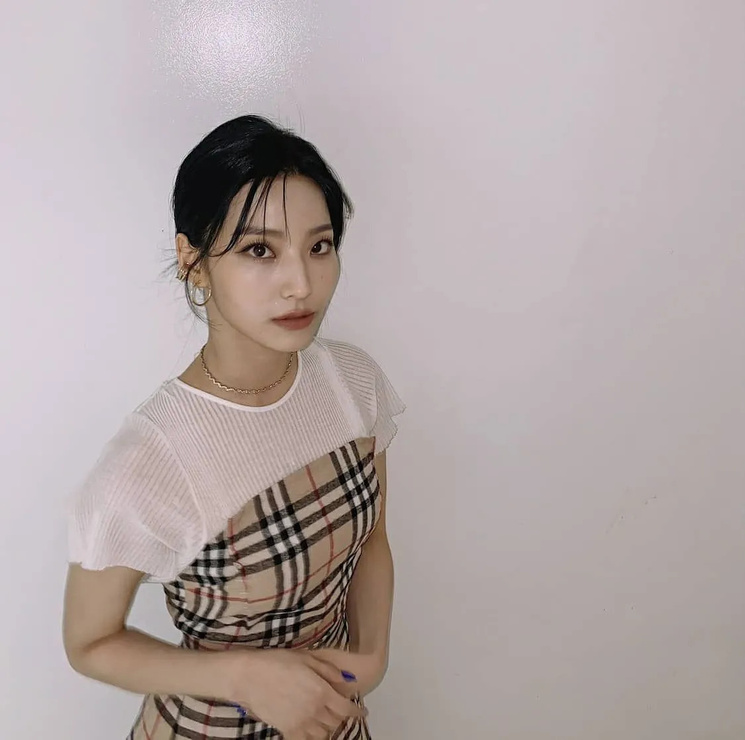 Saerom picture