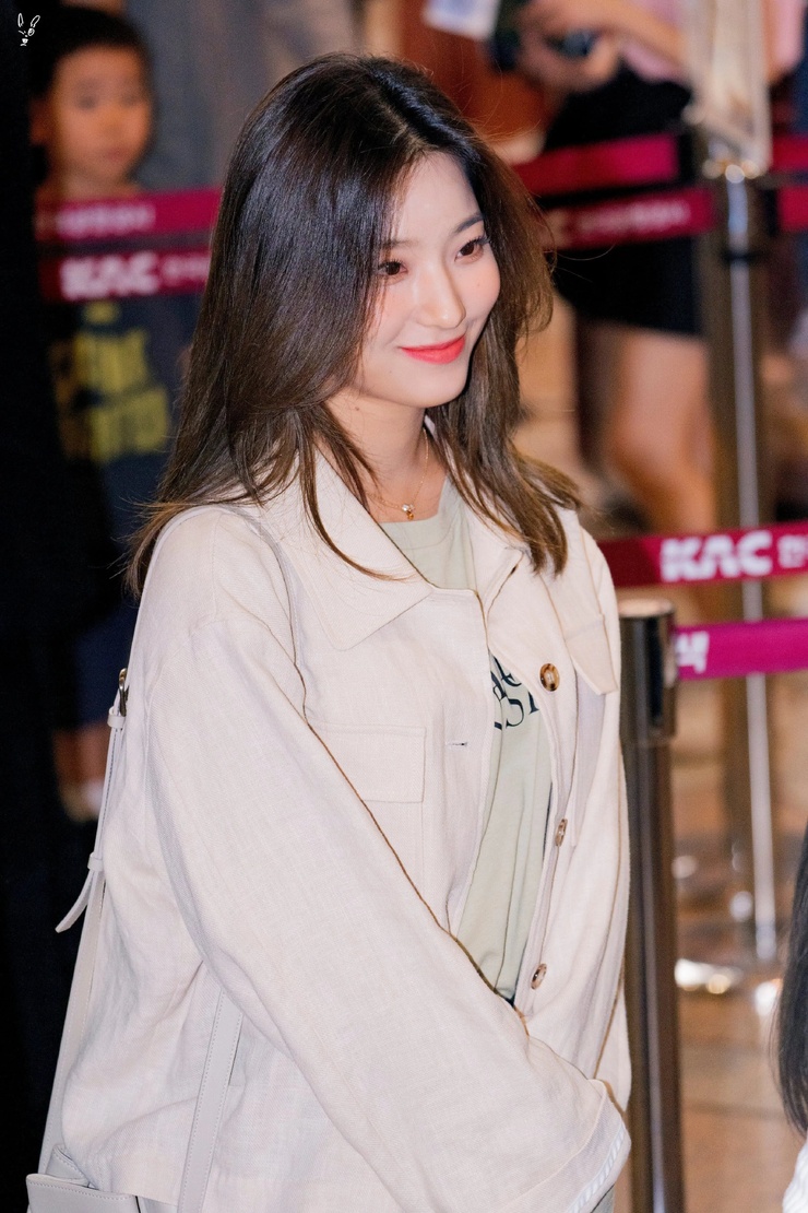 Saerom image