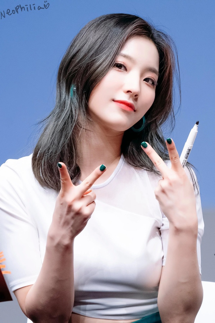 Saerom picture