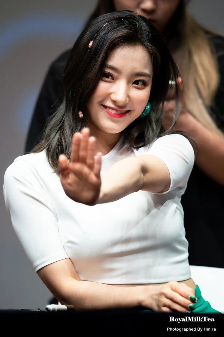Saerom image