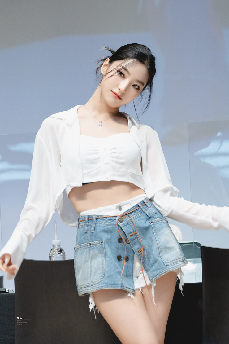 Saerom image