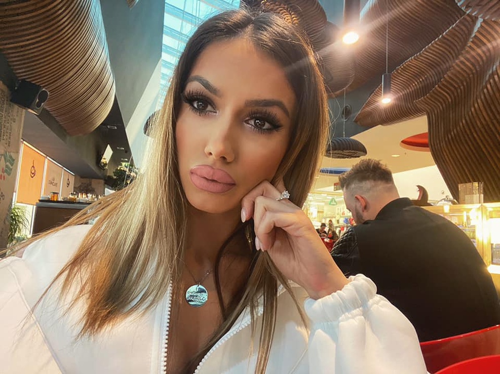 Picture of Sara Damnjanovic