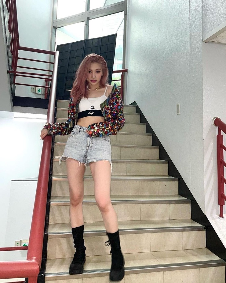 Picture of Jinny.