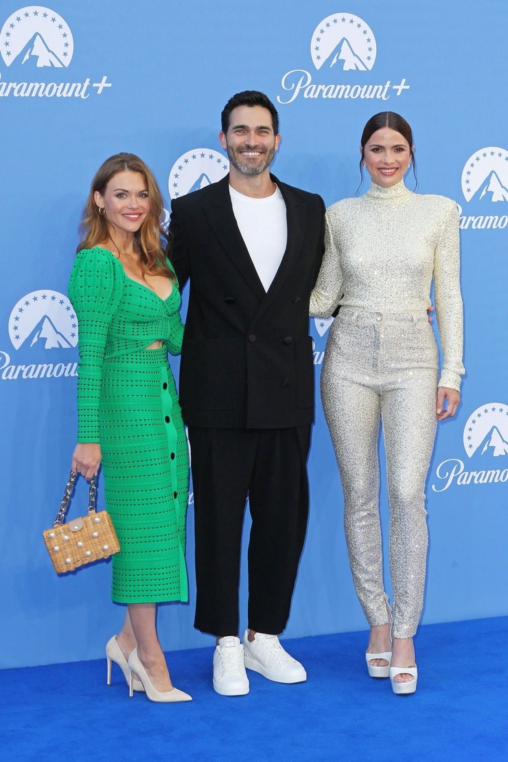 Picture of Shelley Hennig