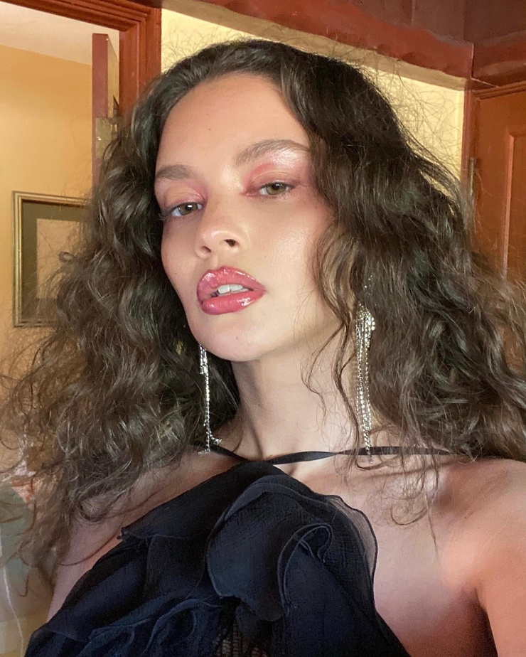 Sabrina Claudio picture