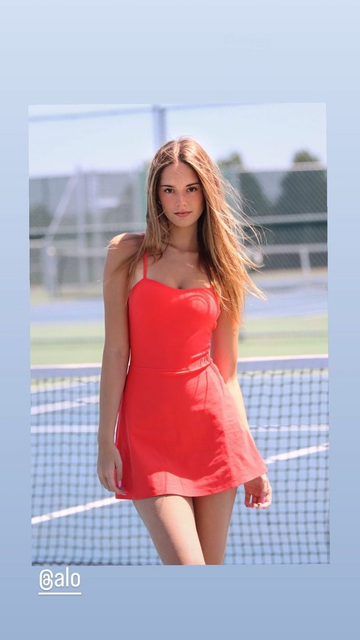 Picture of Makenzie Raine