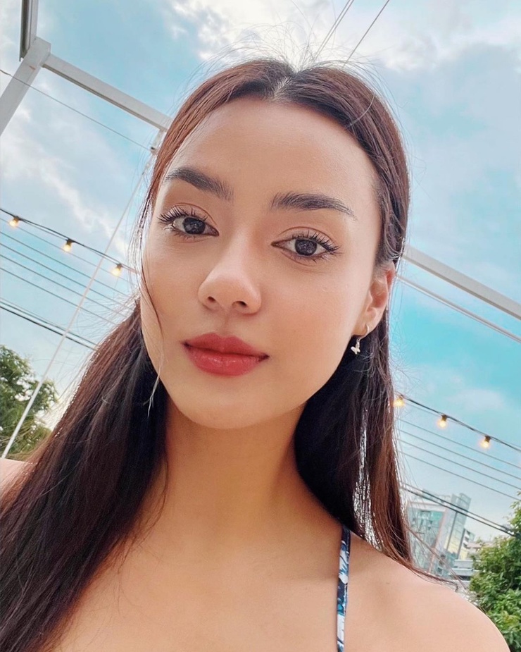 Picture of Amanda Obdam