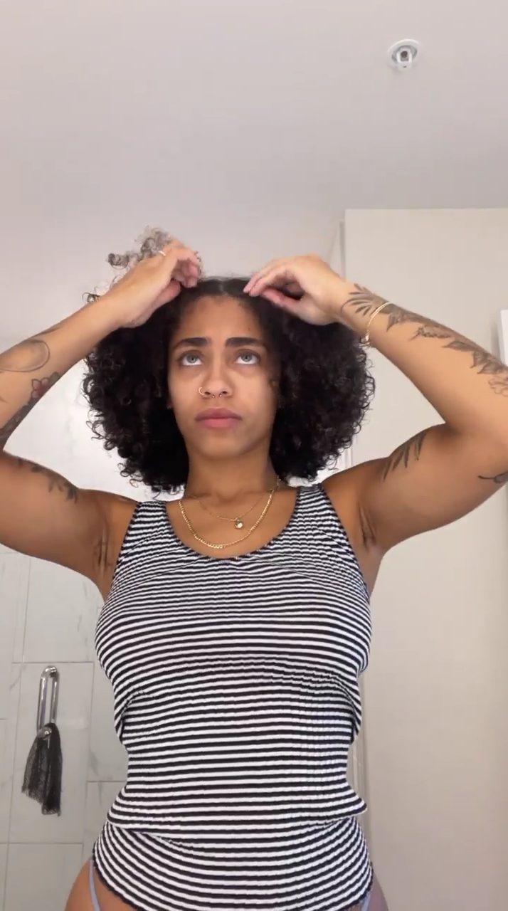 https://popularbio.com/venus-marquez/ image