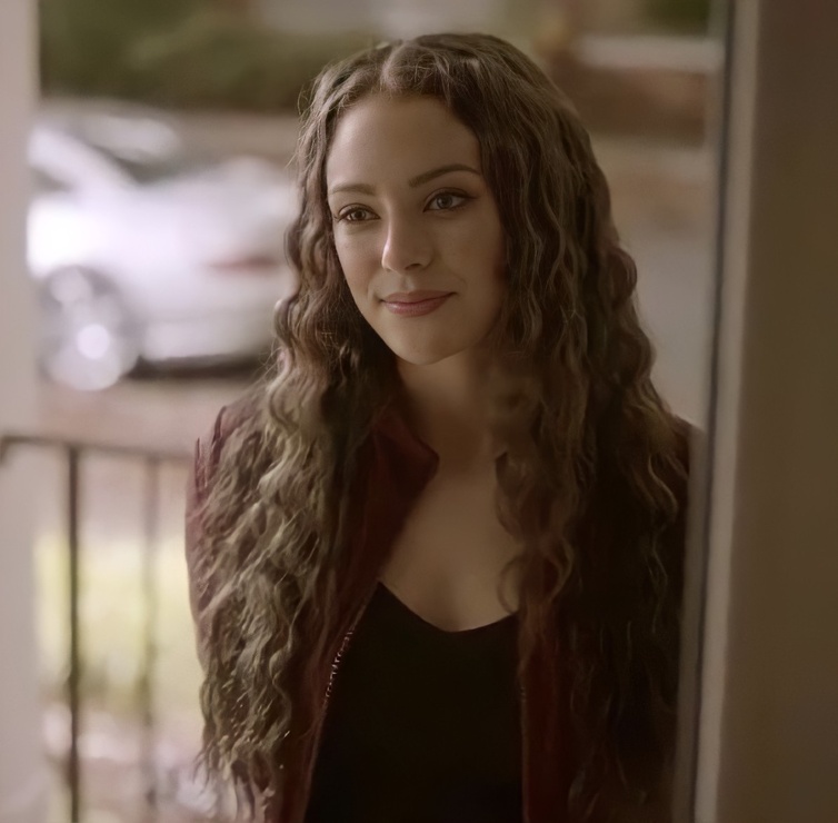 Picture of Danielle Rose Russell