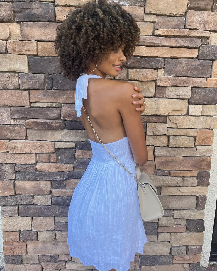 Picture of Ally Renee