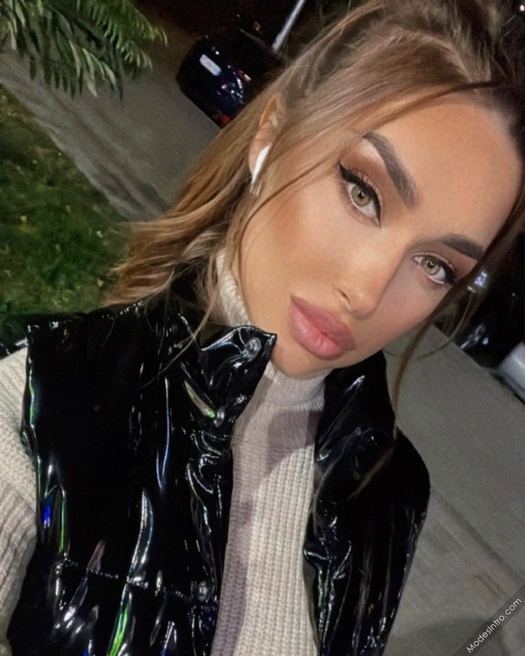 Picture of Julii Jula