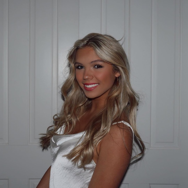 Picture of Caroline Gregory
