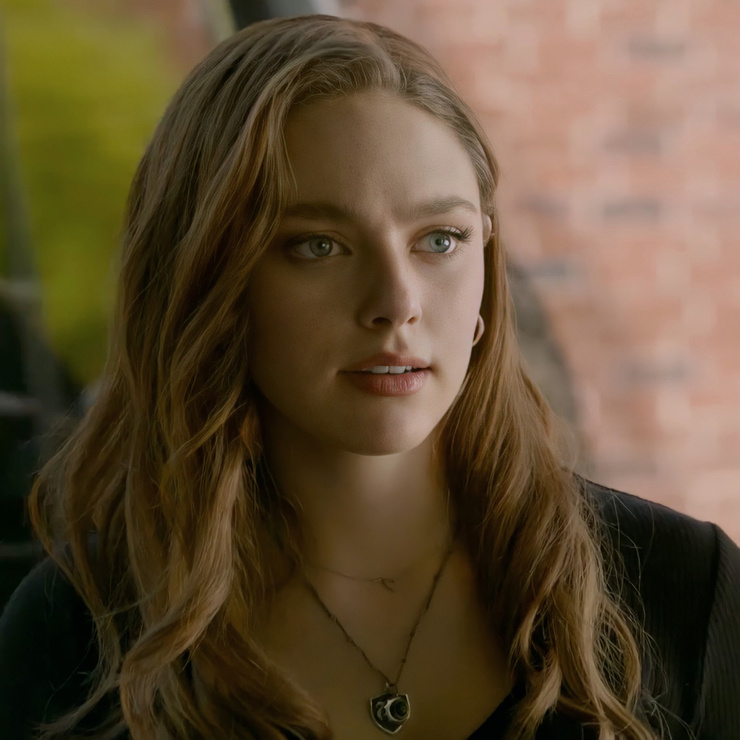 Danielle Rose Russell image