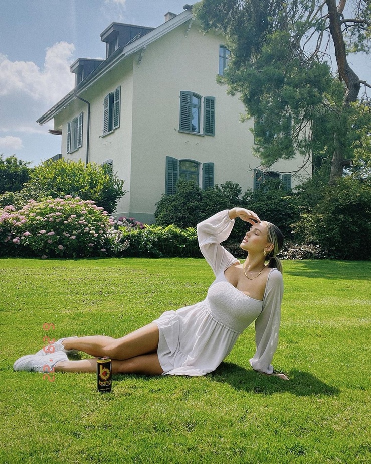 Picture of Kinsey Wolanski