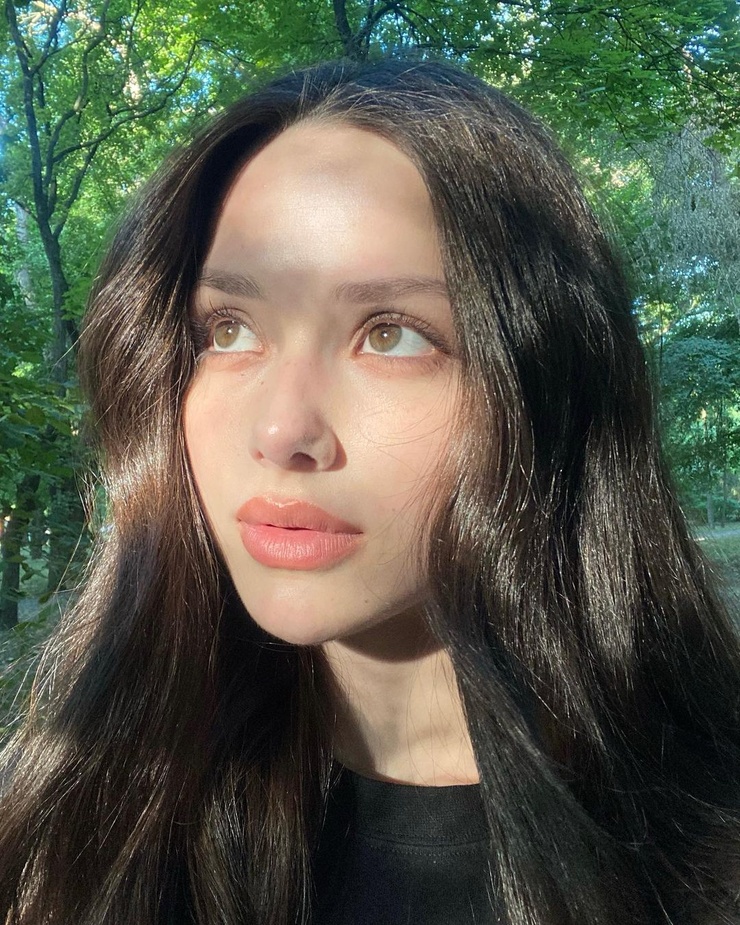 Picture of Lisa Rosh