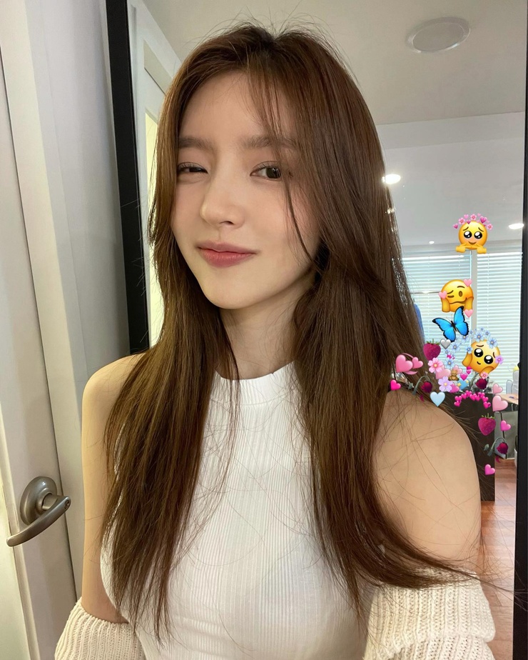 Image of Hong Ji-Yoon