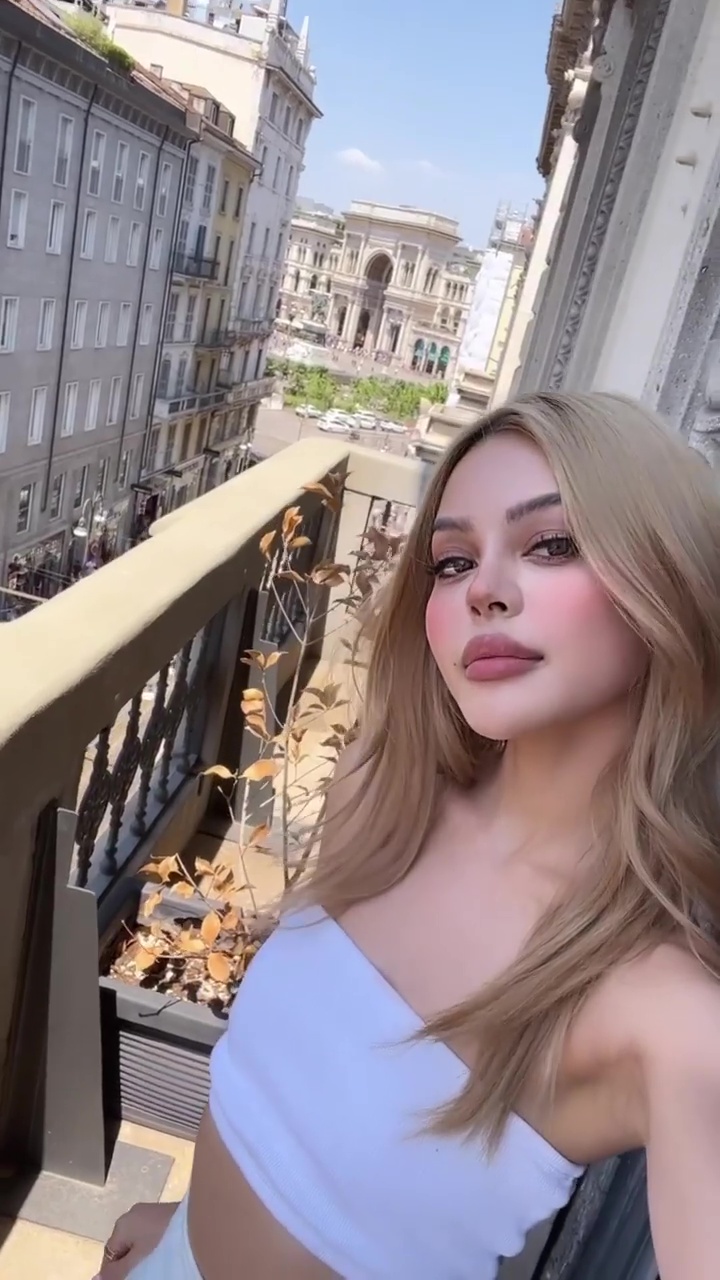 Picture of Lily Maymac