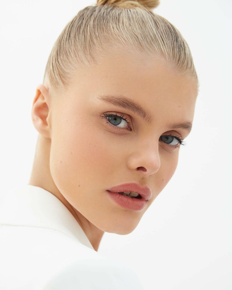 Megan Rutherford I image