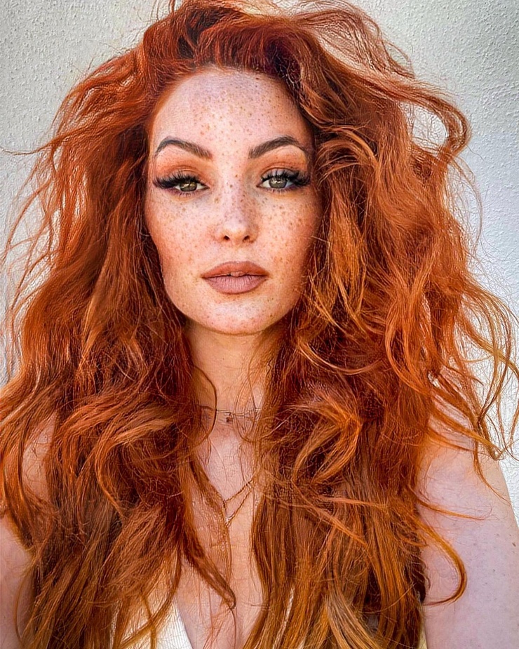 Picture of Nicole Simone