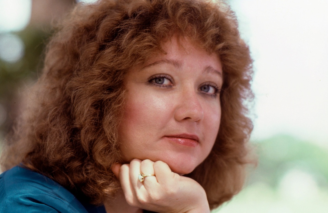 Picture of S.E. Hinton