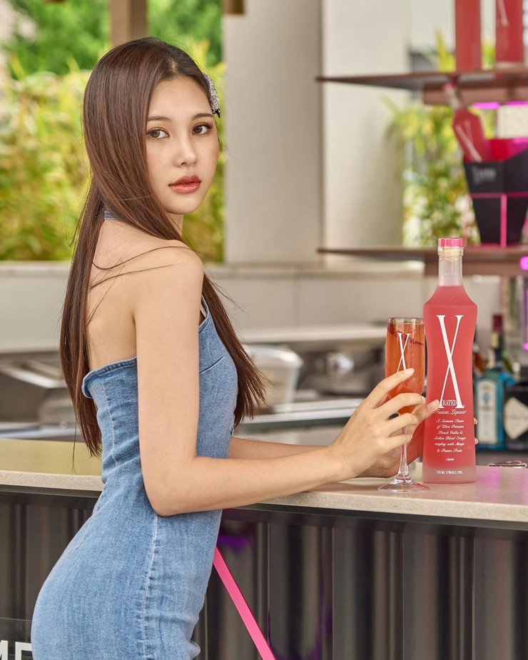 Picture of Shin Eun-ji