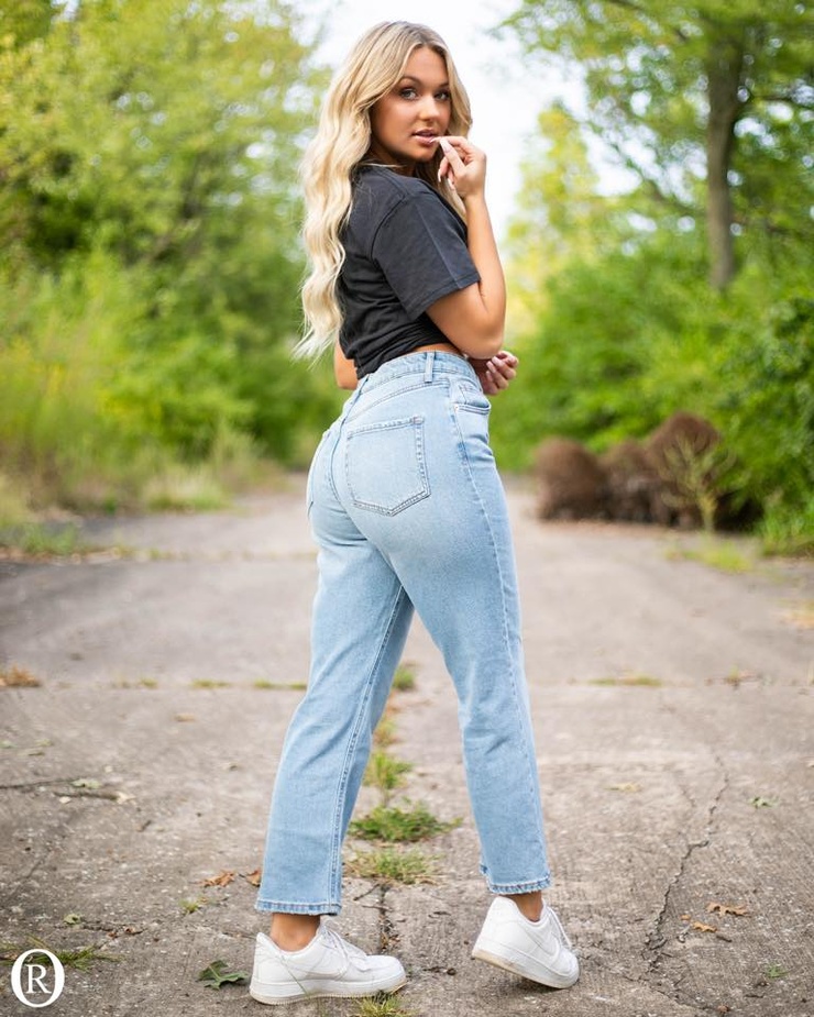 Picture of Hannah Manker