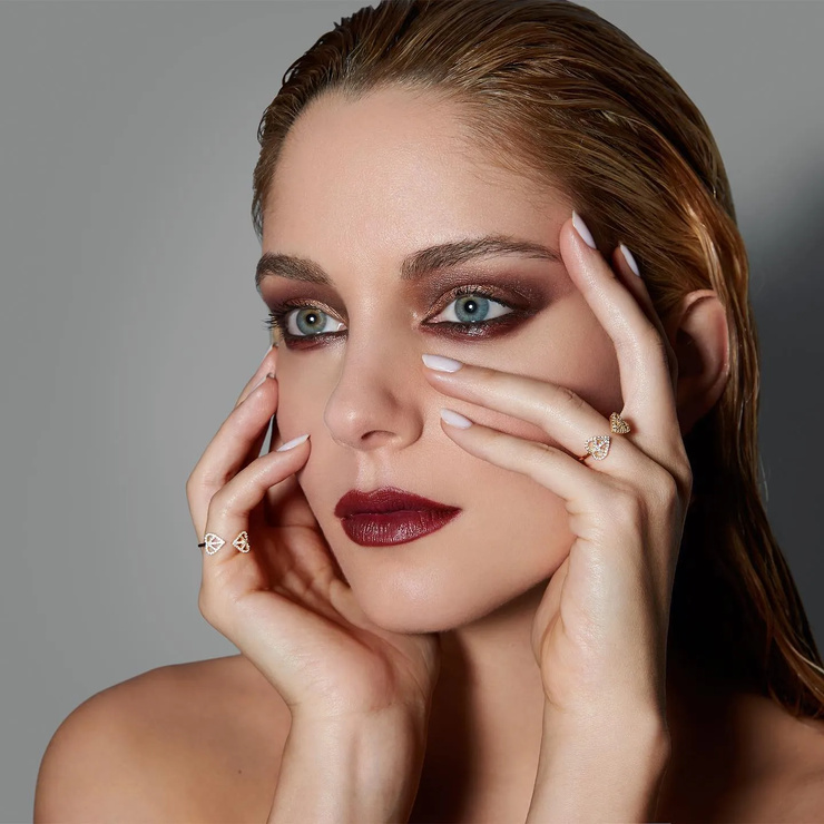 Doukissa Nomikou image