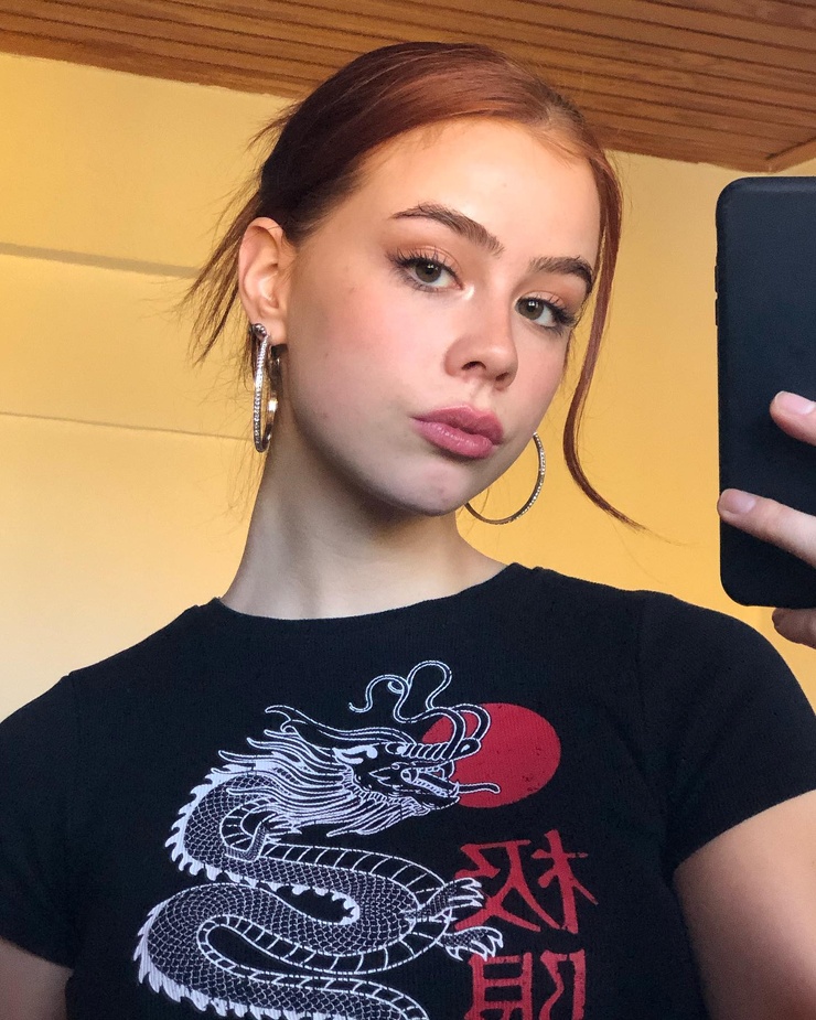 Picture of Maya Gralean