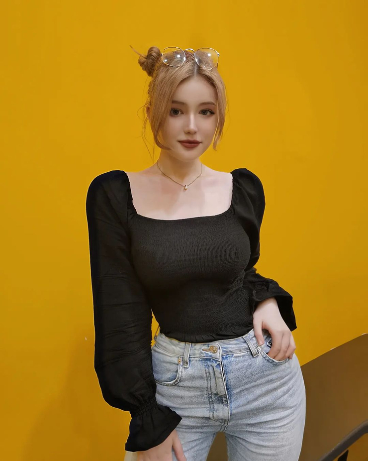 Picture of Anna Pan (Anzai)