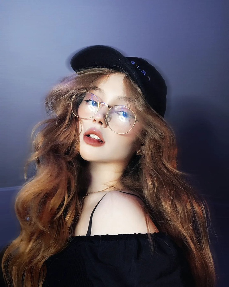 Picture of Anna Pan (Anzai)