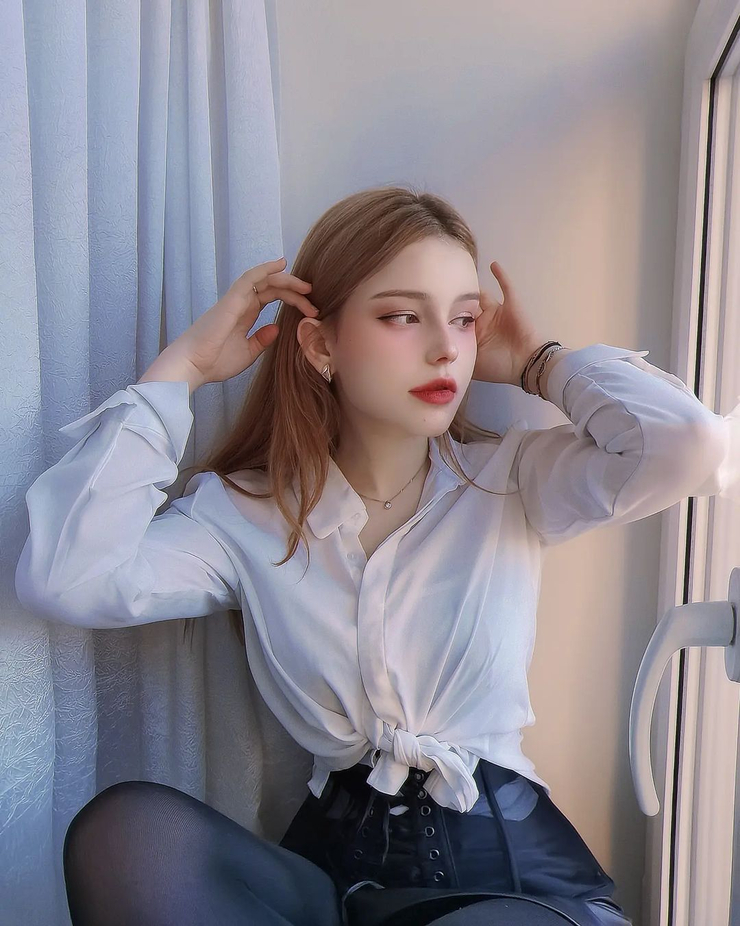 Picture of Anna Pan (Anzai)