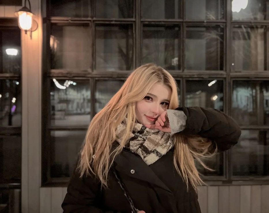 Picture of Anna Pan (Anzai)