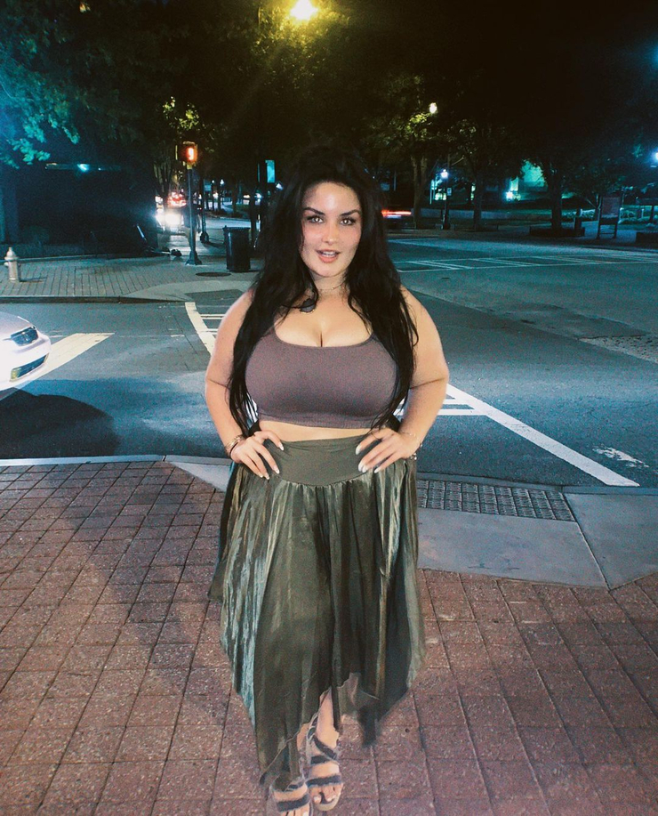 Picture of Isabella Amara