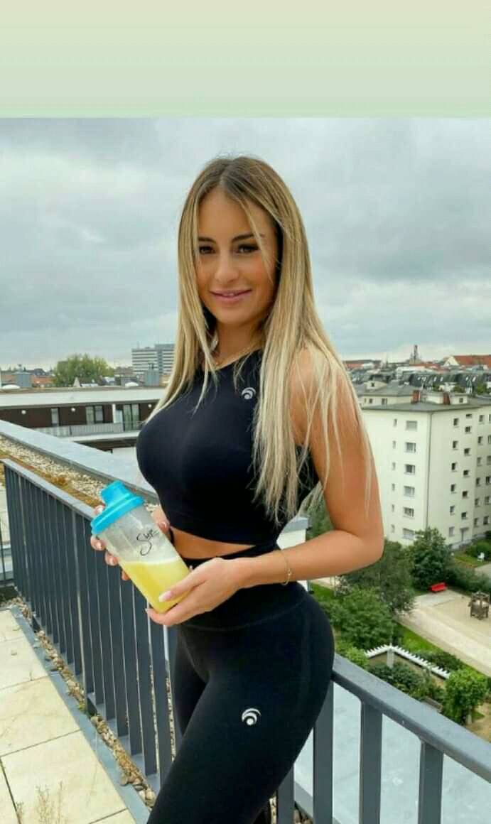 Picture of Melissa Deines.