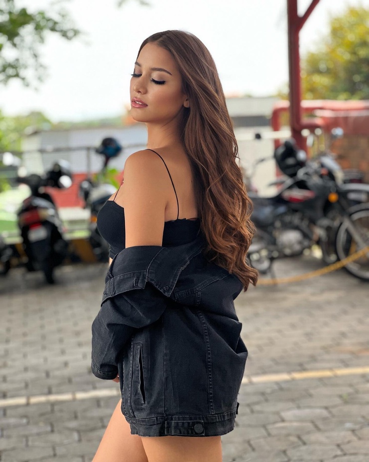 Leylani Leyton picture