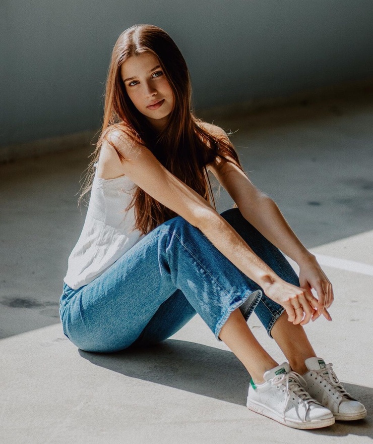 Picture of Ana León