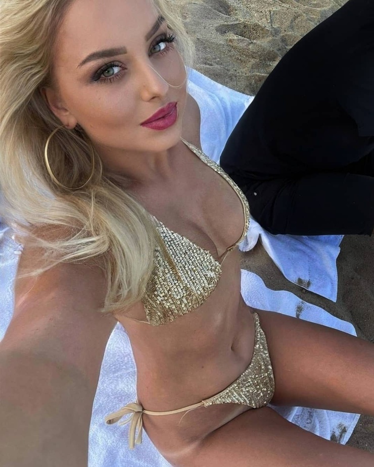 Picture of Veronica Hunkova