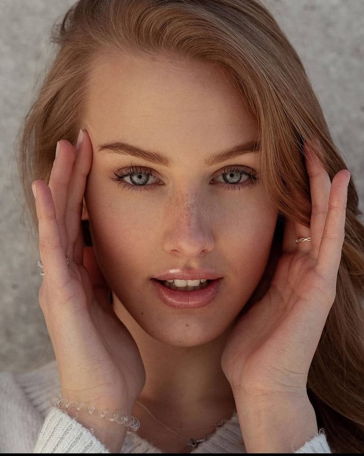 Picture of Anna Stock.