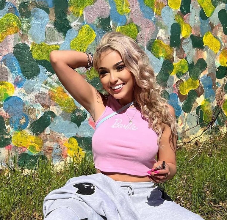 Picture of Nicole Luna