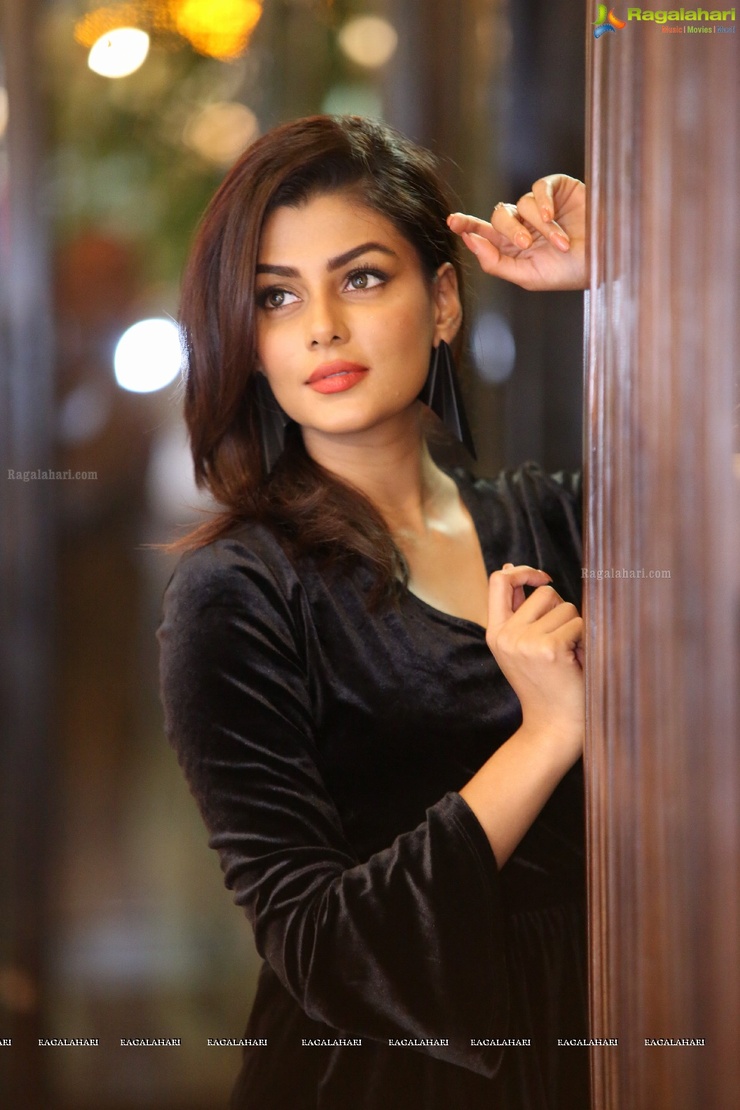 Picture of Anisha Ambrose