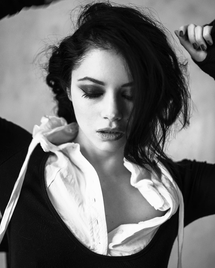 Picture of Alina Lee